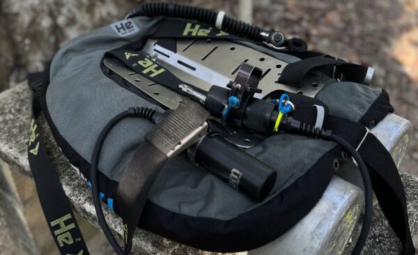 Helium Explorer 40 - BC System - Go Scuba Canada